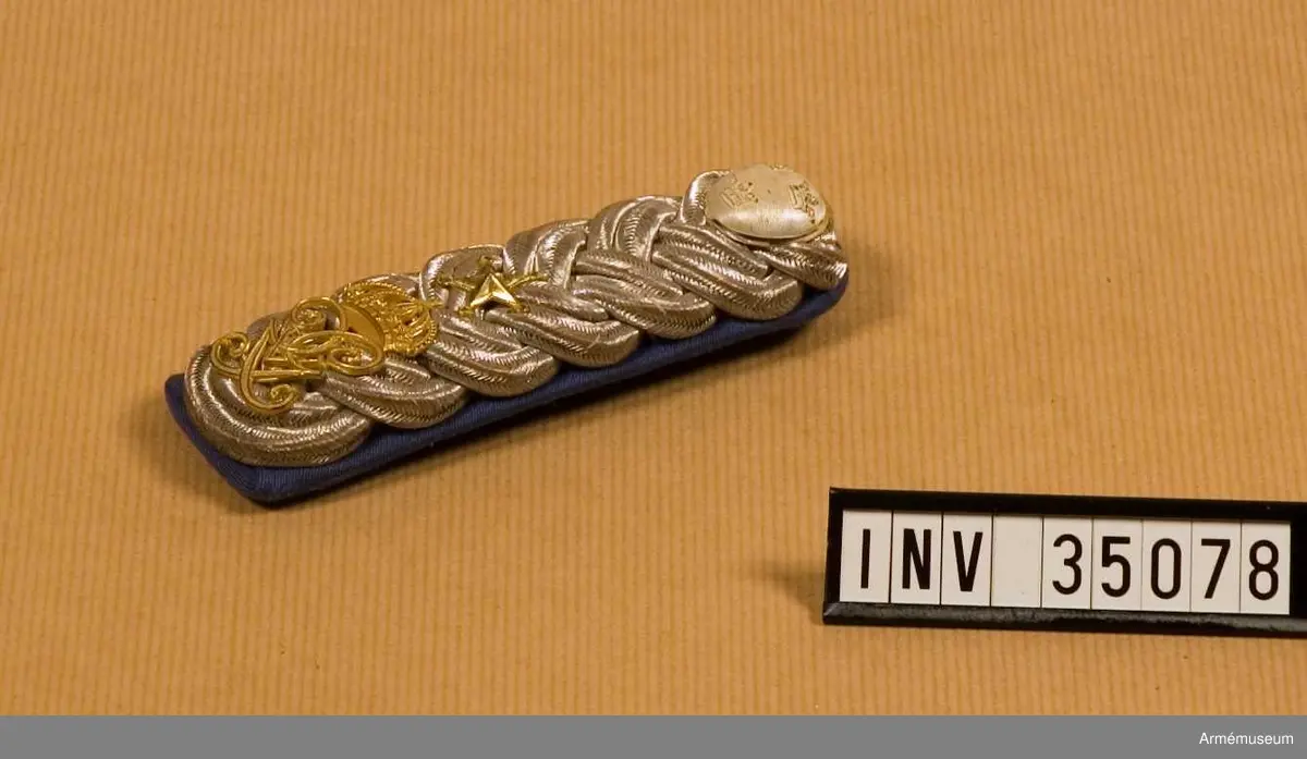 Axelklaff m/1895 - Armémuseum / DigitaltMuseum