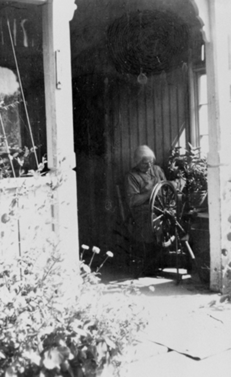 Inngangsparti, bygning, Kylstad gård, Furnes, Ringsaker. - Anno ...